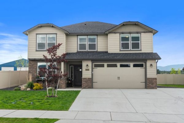 Moving to Hayden: The Ultimate Guide - North ID Homes